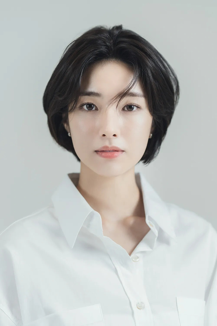 Image of Shin Ha-young