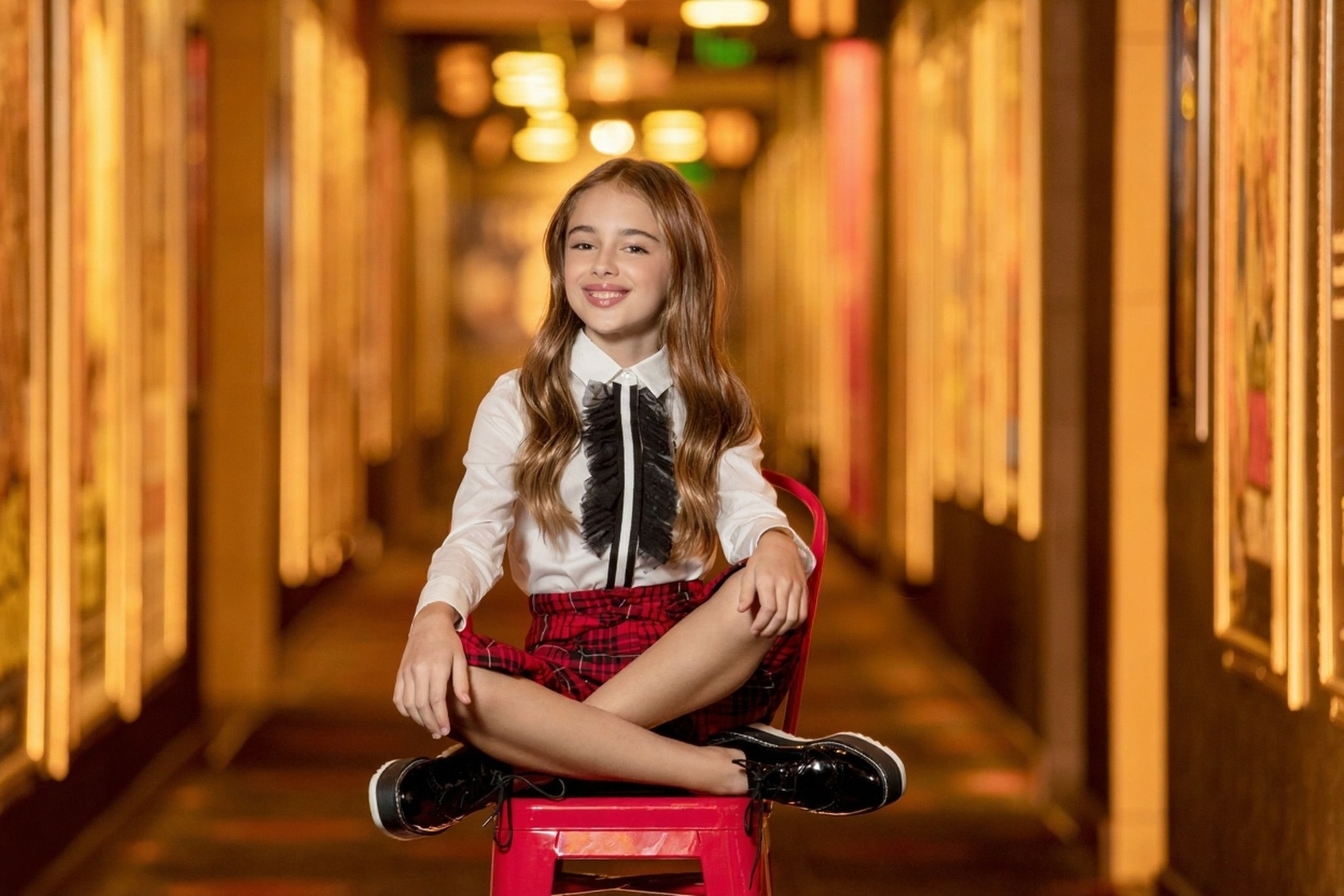 Picture of Julia Butters