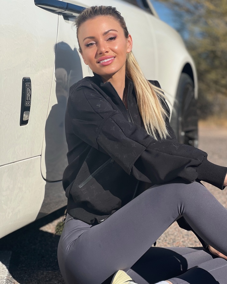 Picture of April Rose