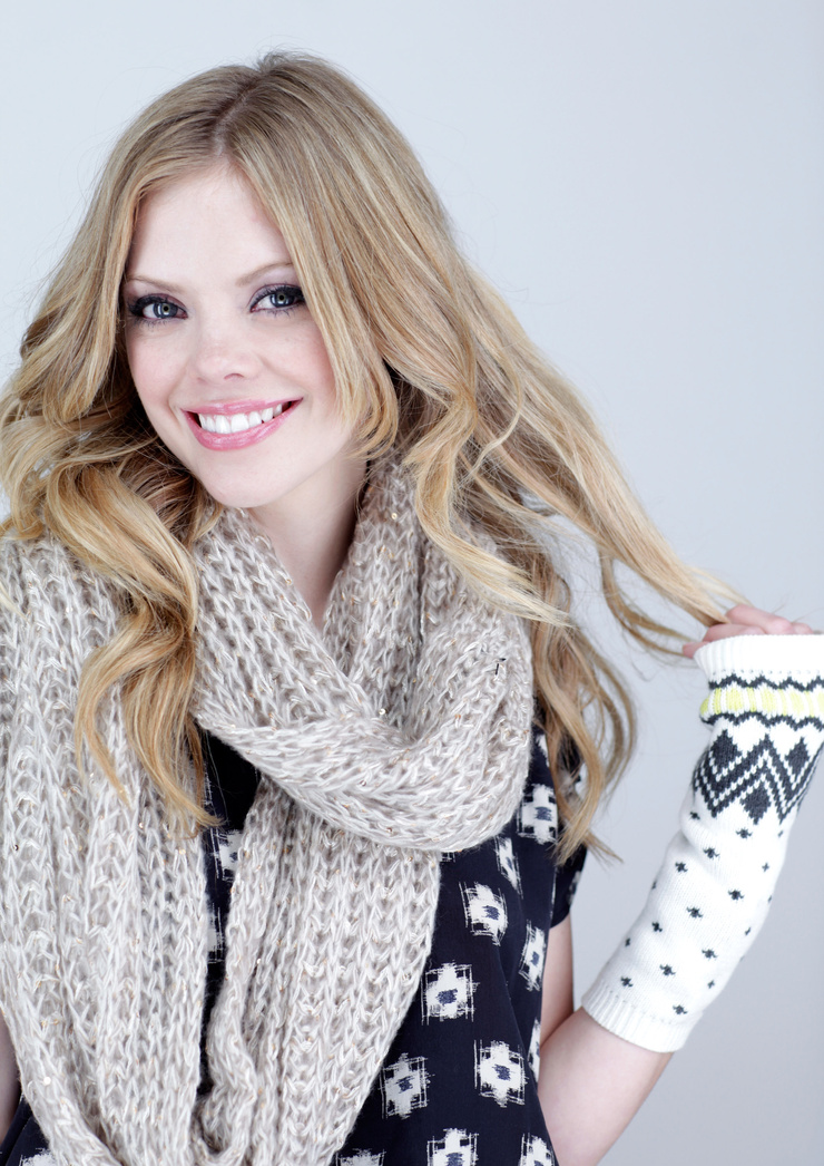 Picture of Dreama Walker