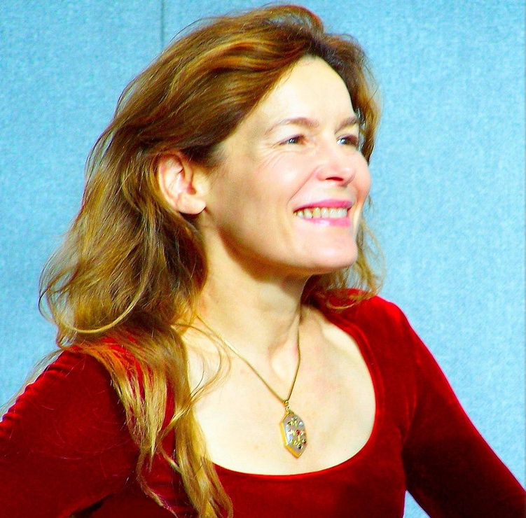 Picture of Alice Krige