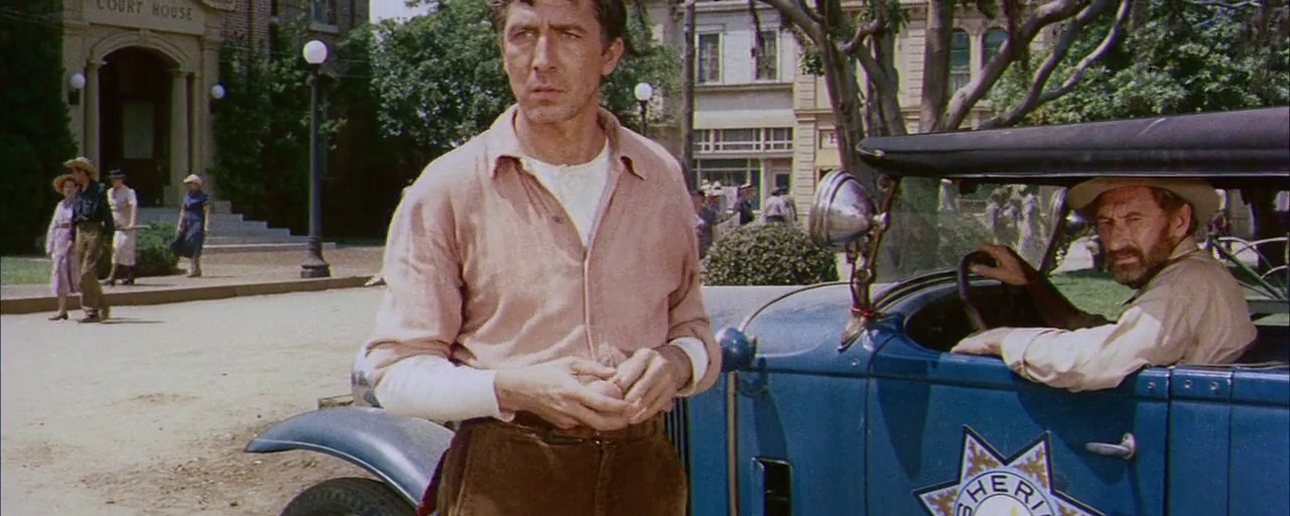 Patrick O'Neal and Arthur Hunnicutt