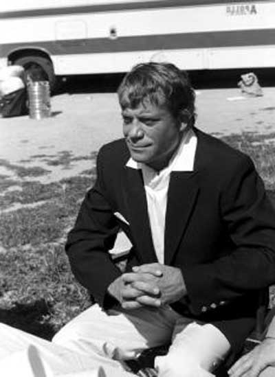 Picture of Oliver Reed