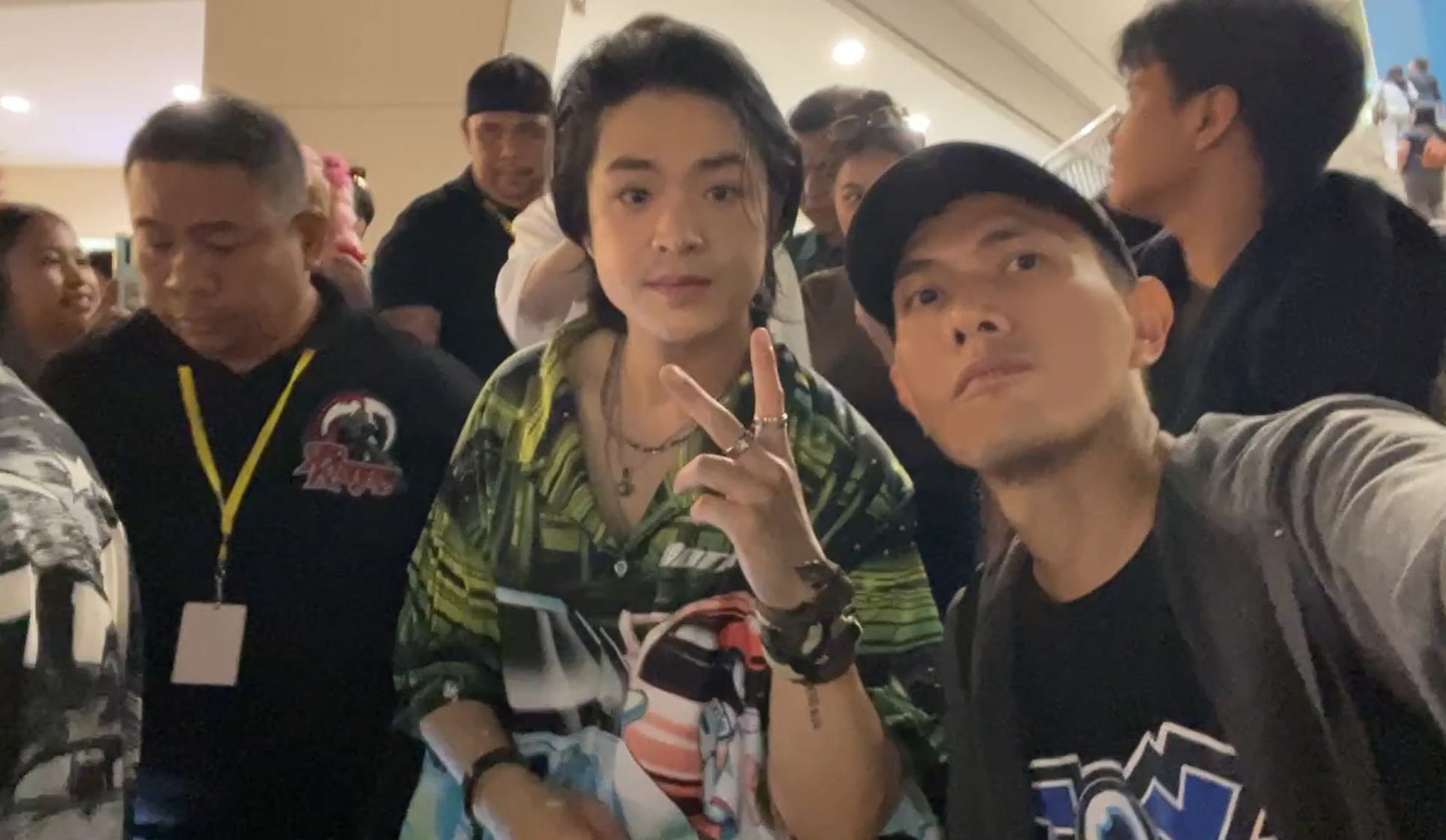 C13 and Franz #IDOL VXON is a 5-member Filipino b
