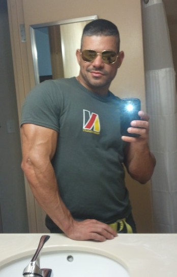 Picture of Robert Gonzalez