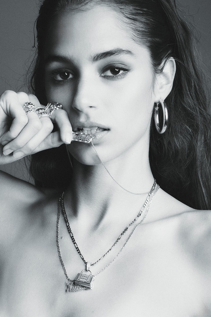 Paola Rodriguez model image