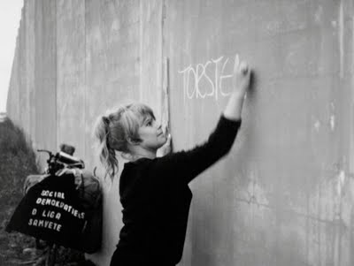 Picture of I Am Curious (Blue)