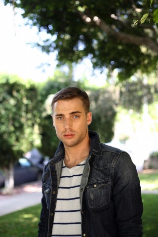 Picture of Dustin Milligan