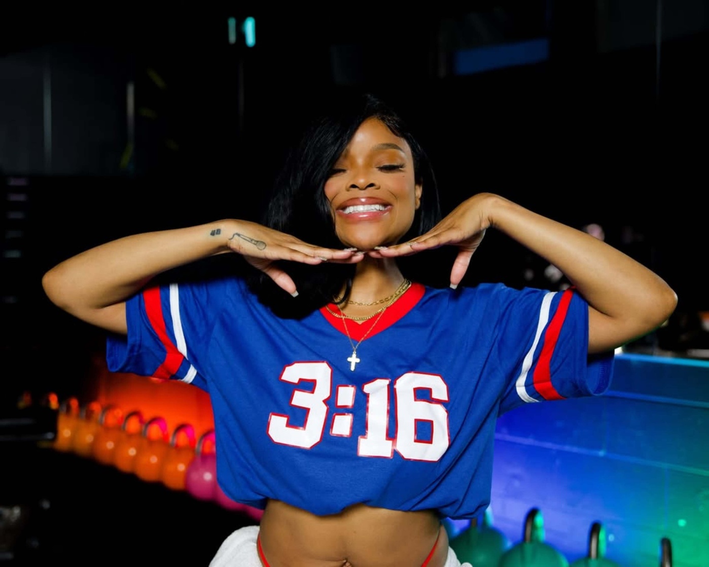 Ajiona Alexus picture