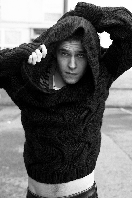 Picture of Iain De Caestecker