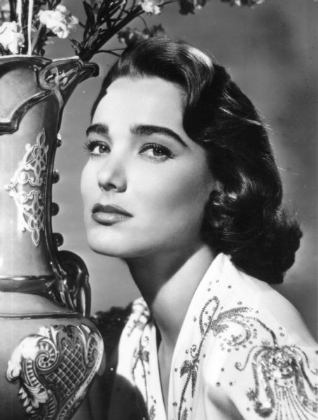 Picture of Julie Adams