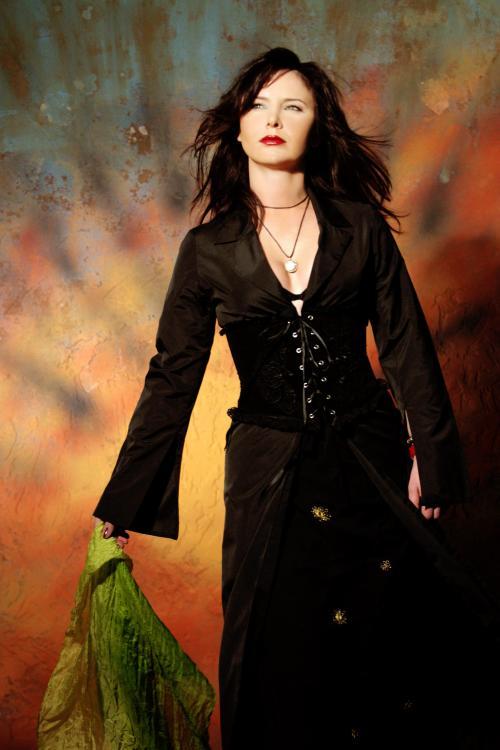 sebnem ferah picture