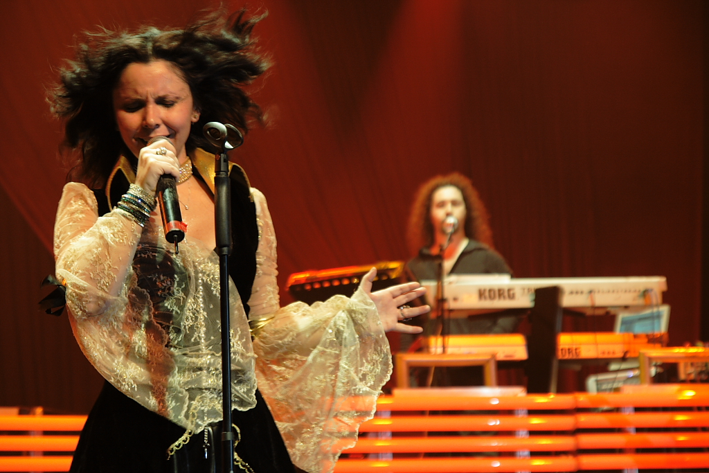 Picture of sebnem ferah