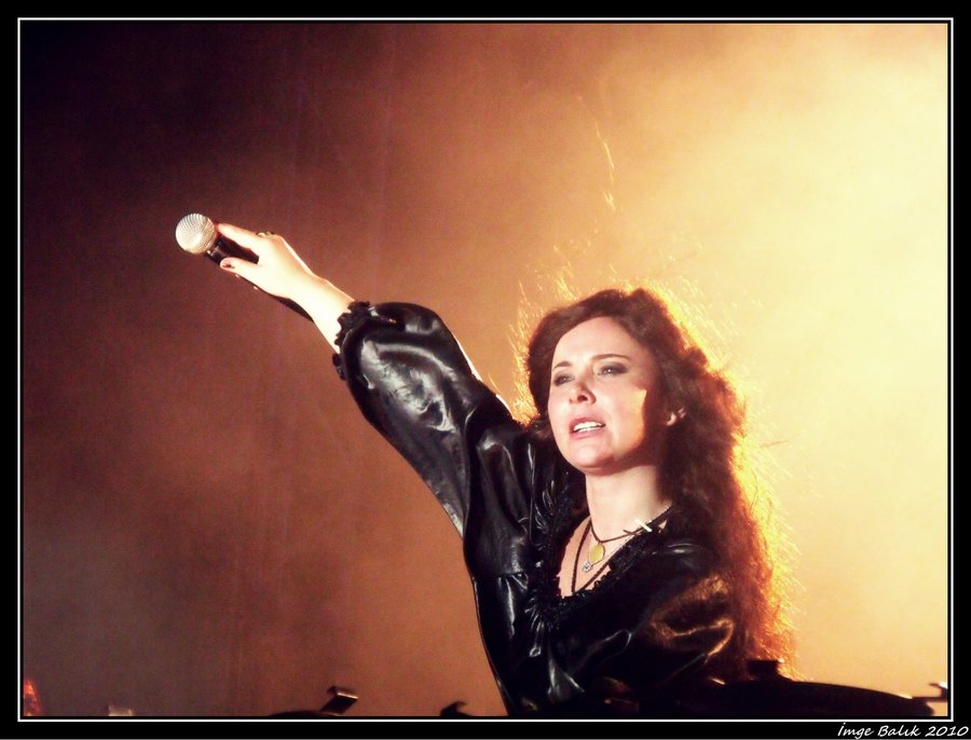 Picture of sebnem ferah