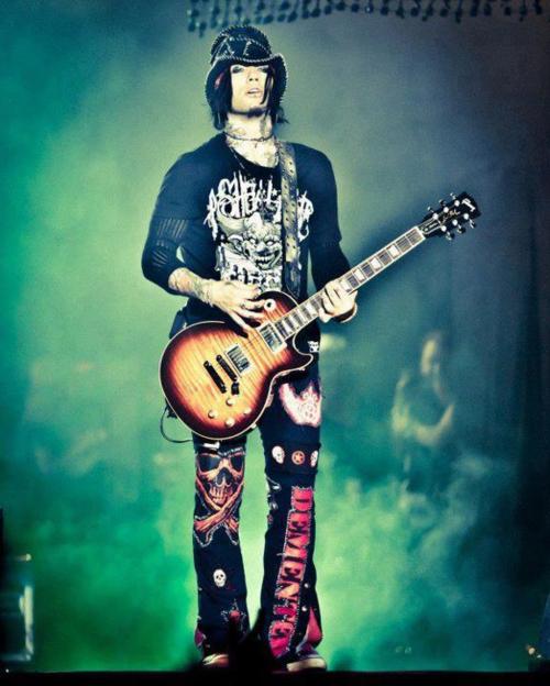 Picture of DJ Ashba