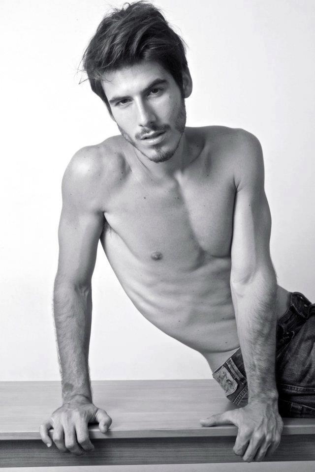 Lucas Bernardini picture