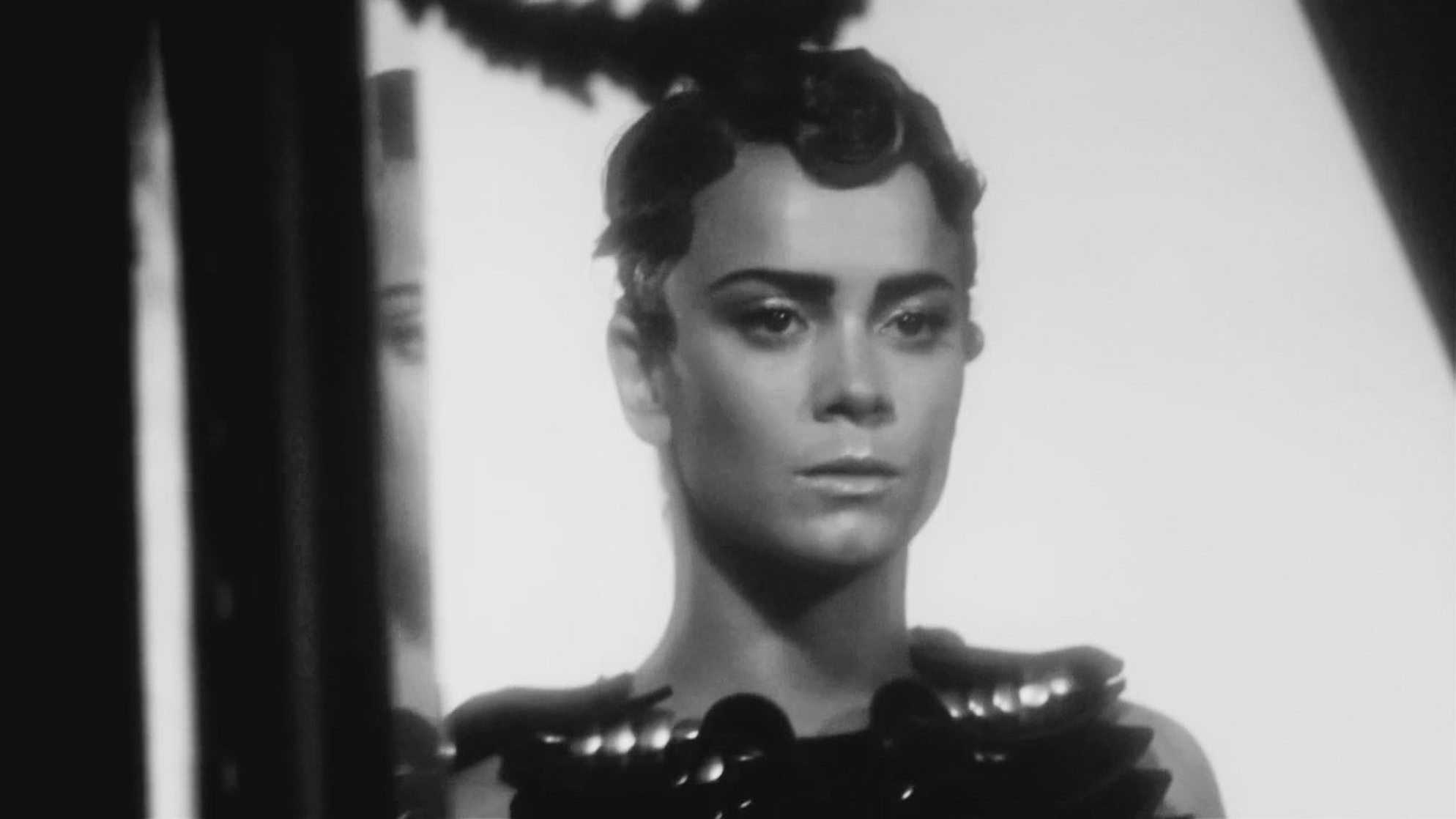 Picture of Alice Braga