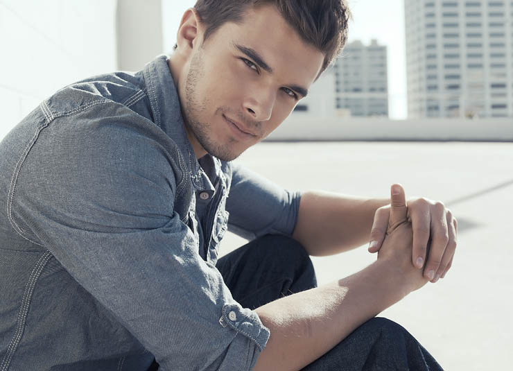 Picture of Josh Swickard