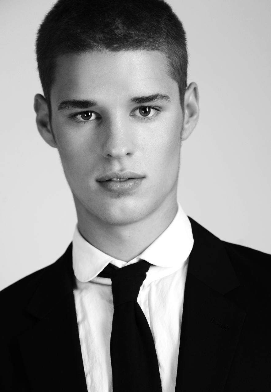 Image of Laurence Rodriguez
