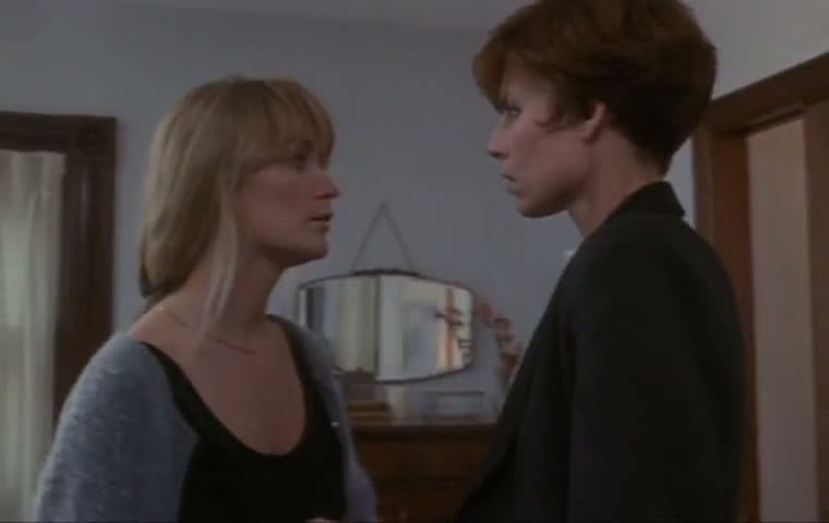 Claire of the Moon image