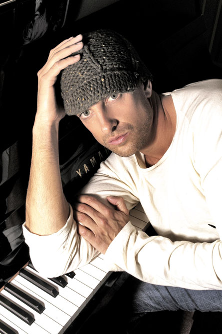 Daniel Powter image