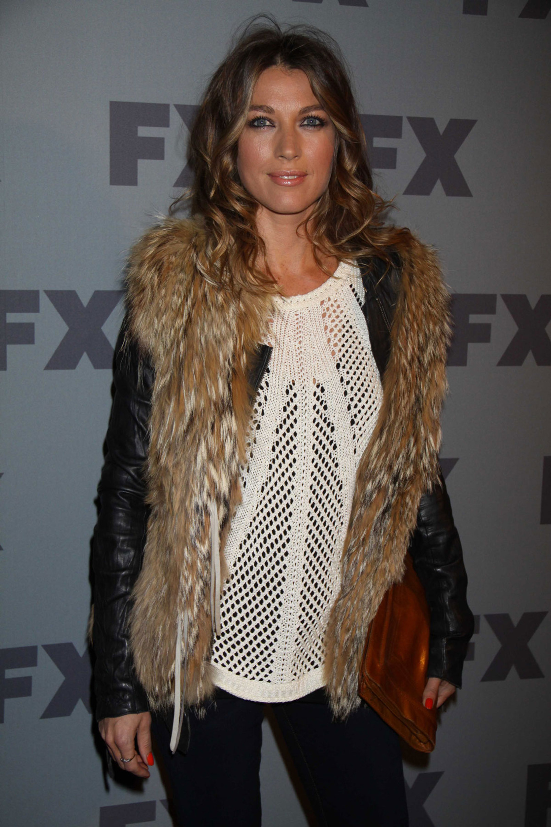 Picture of Natalie Zea