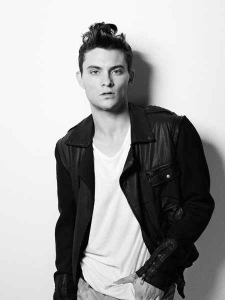 Picture of Shiloh Fernandez