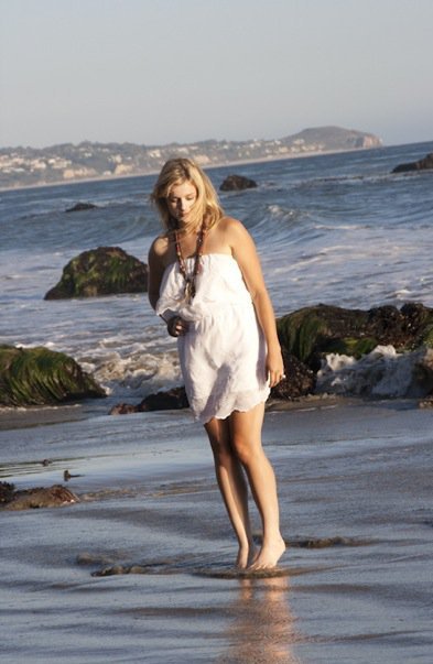 Picture of Erica Rhodes