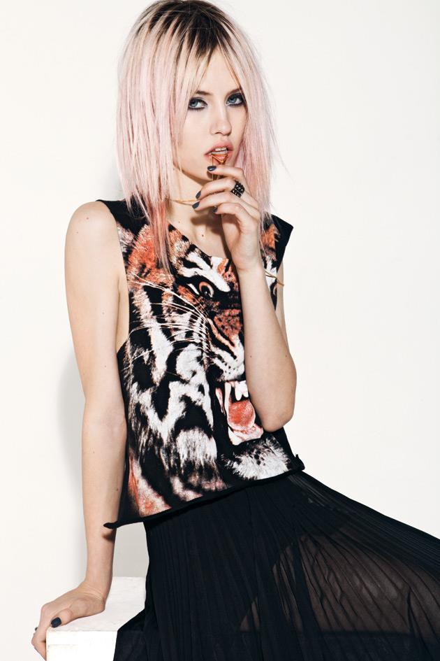 Charlotte Free image