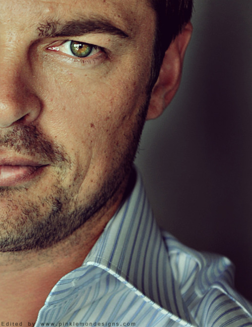 Picture of Karl Urban