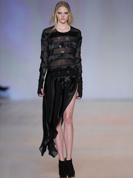 Picture of Danielle Seitz