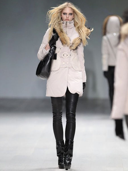 Image of Danielle Seitz