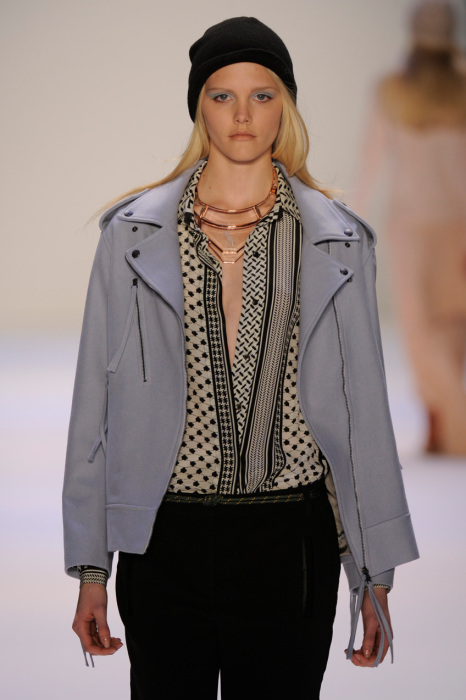 Danielle Seitz image