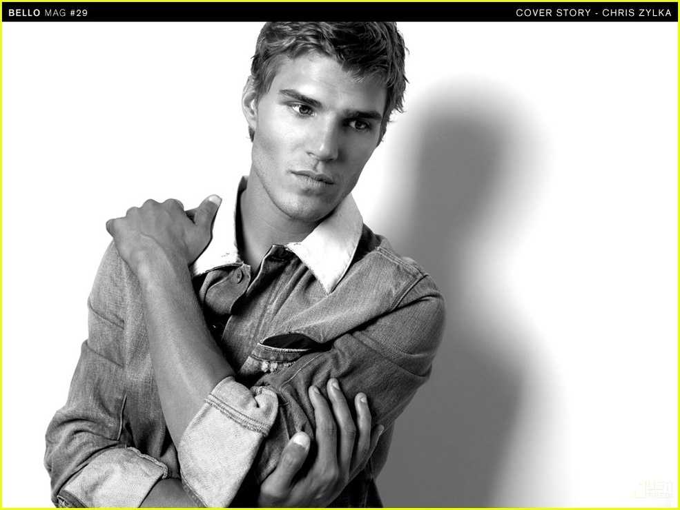Chris Zylka picture
