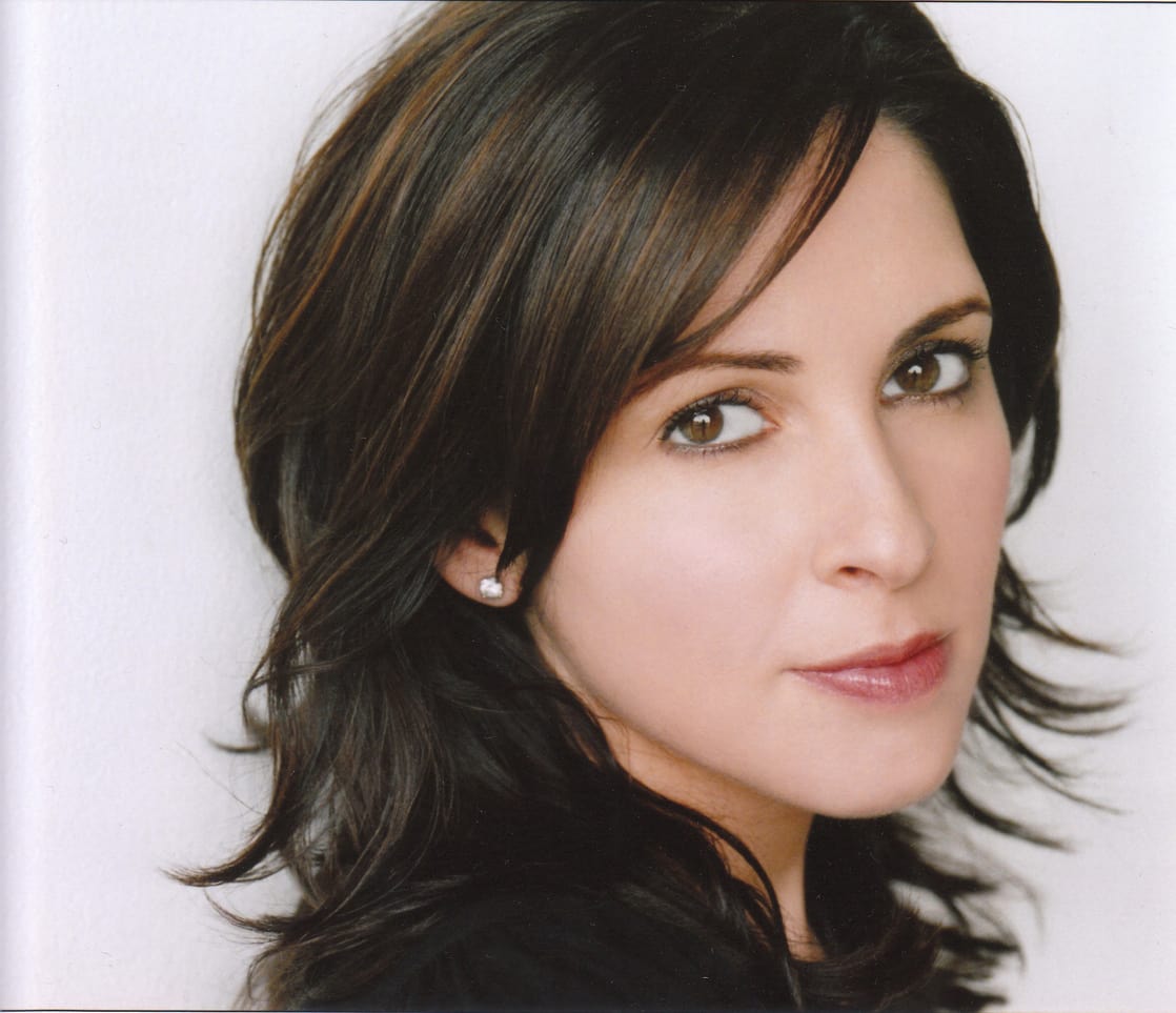 Picture of Debra Azar