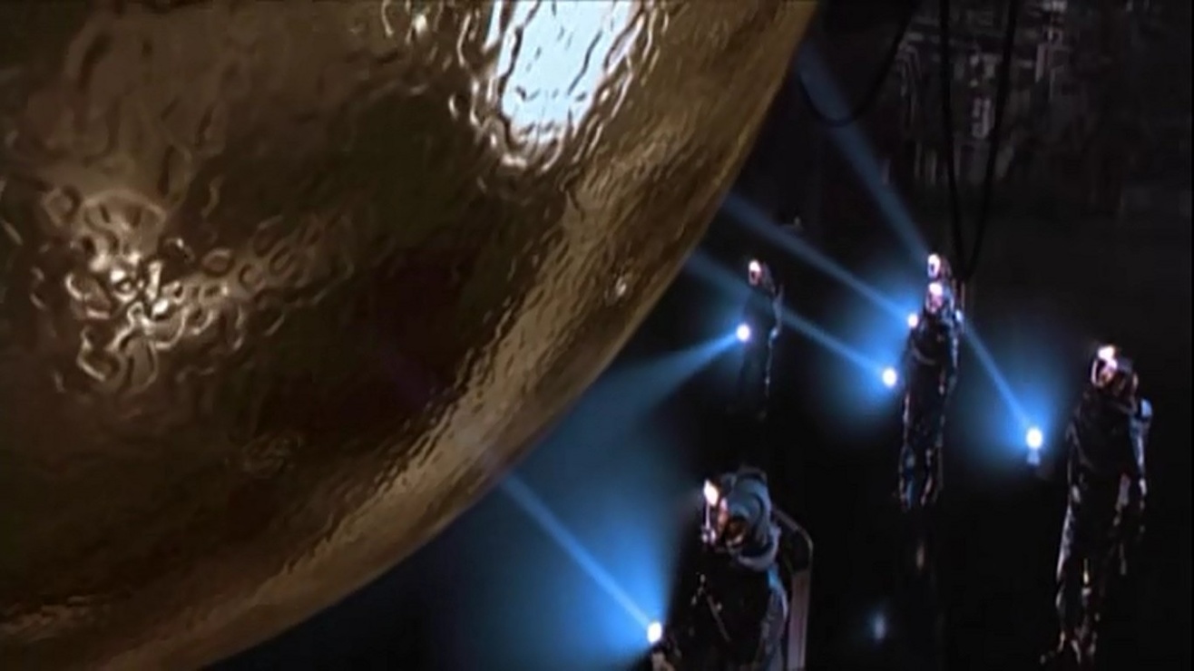 Picture of Sphere (1998)