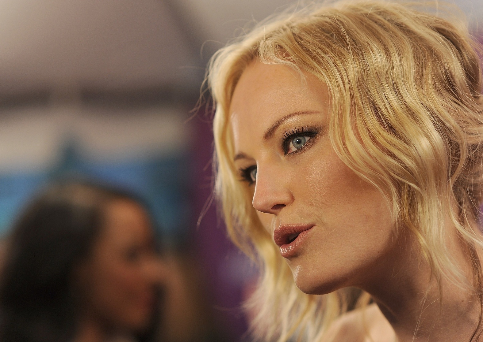 Picture of Malin Akerman