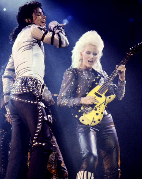 Jennifer Batten image