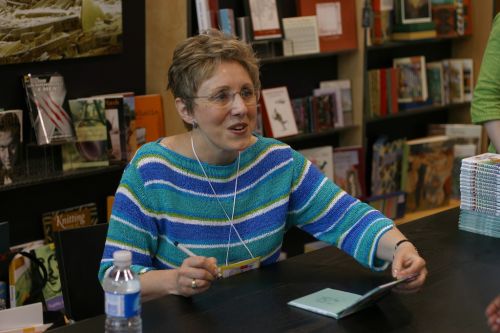 Picture of Lynn Johnston