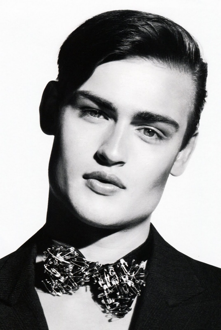 Douglas Booth image