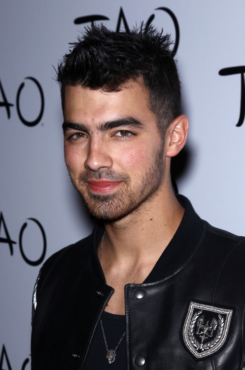 Joe Jonas picture