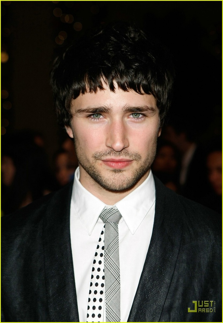 Picture of Matt Dallas