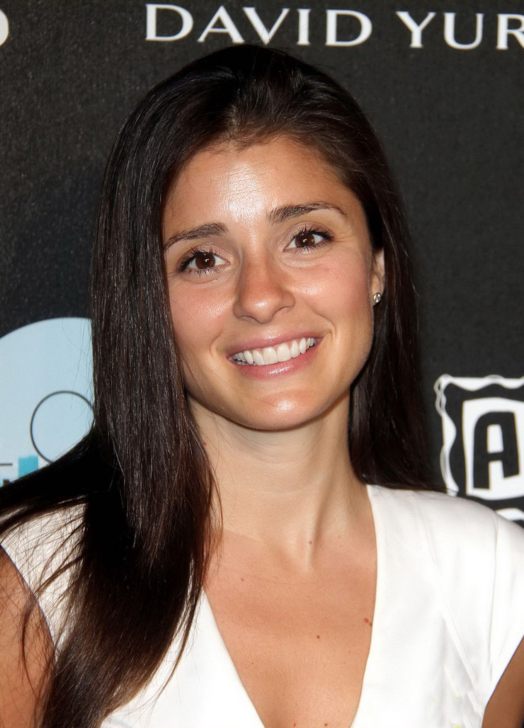 Picture of Shiri Appleby