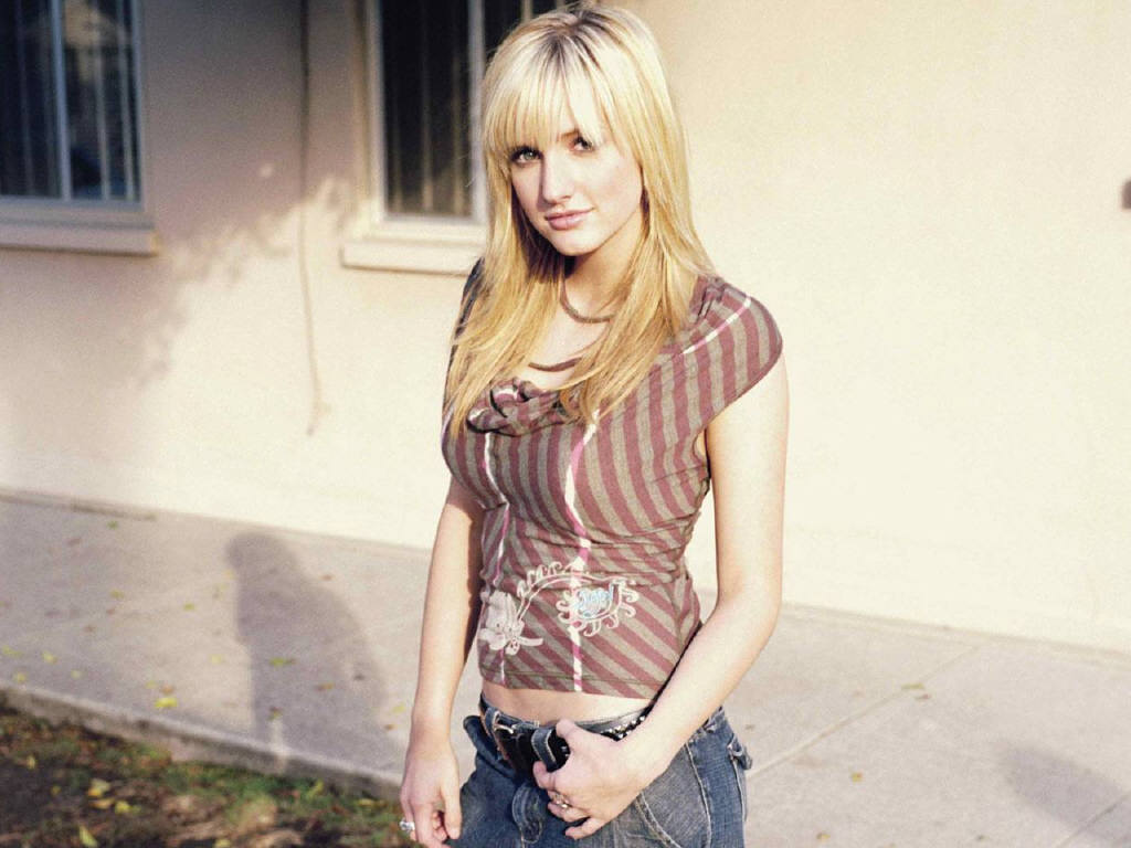 Picture of Ashlee Simpson