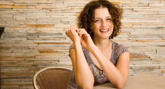 Picture of Denise Fraga