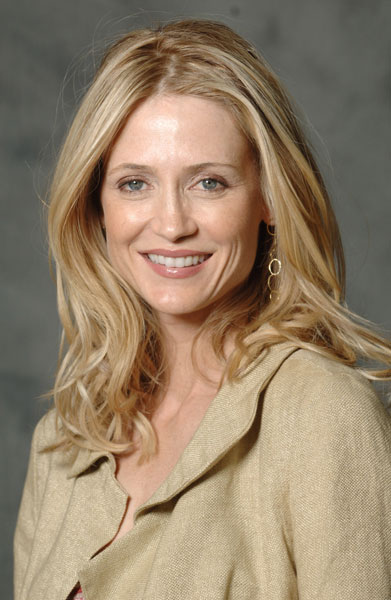 Picture of Kelly Rowan