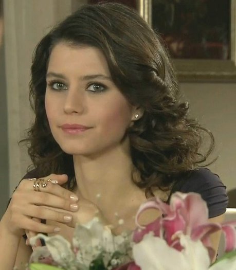 Picture of Beren Saat
