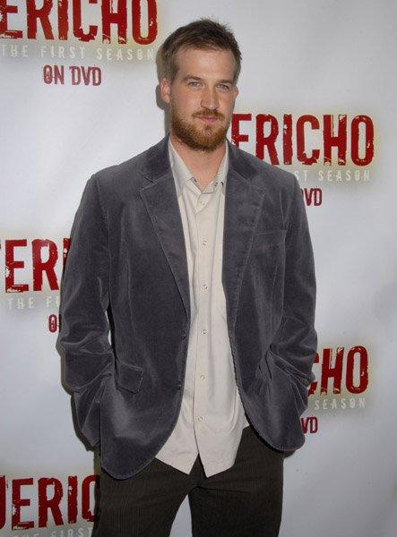 Picture of Kenneth Mitchell