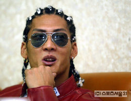 Joon Park image