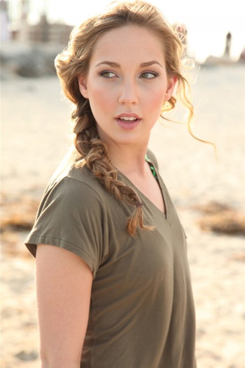 Vanessa Pose picture